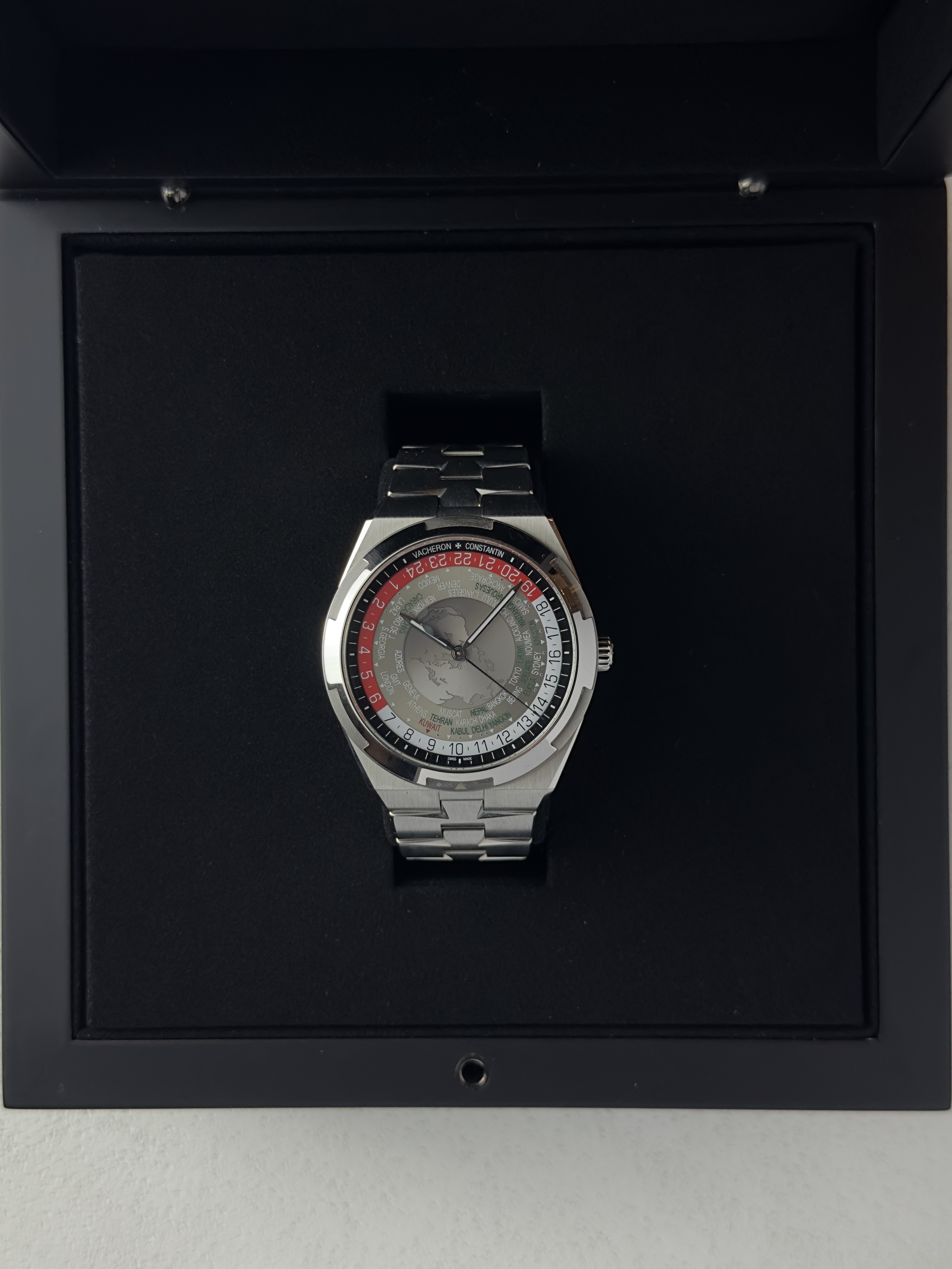 Buy Vacheron Constantin | Overseas World Time Kuwait edition 20 pcs ...
