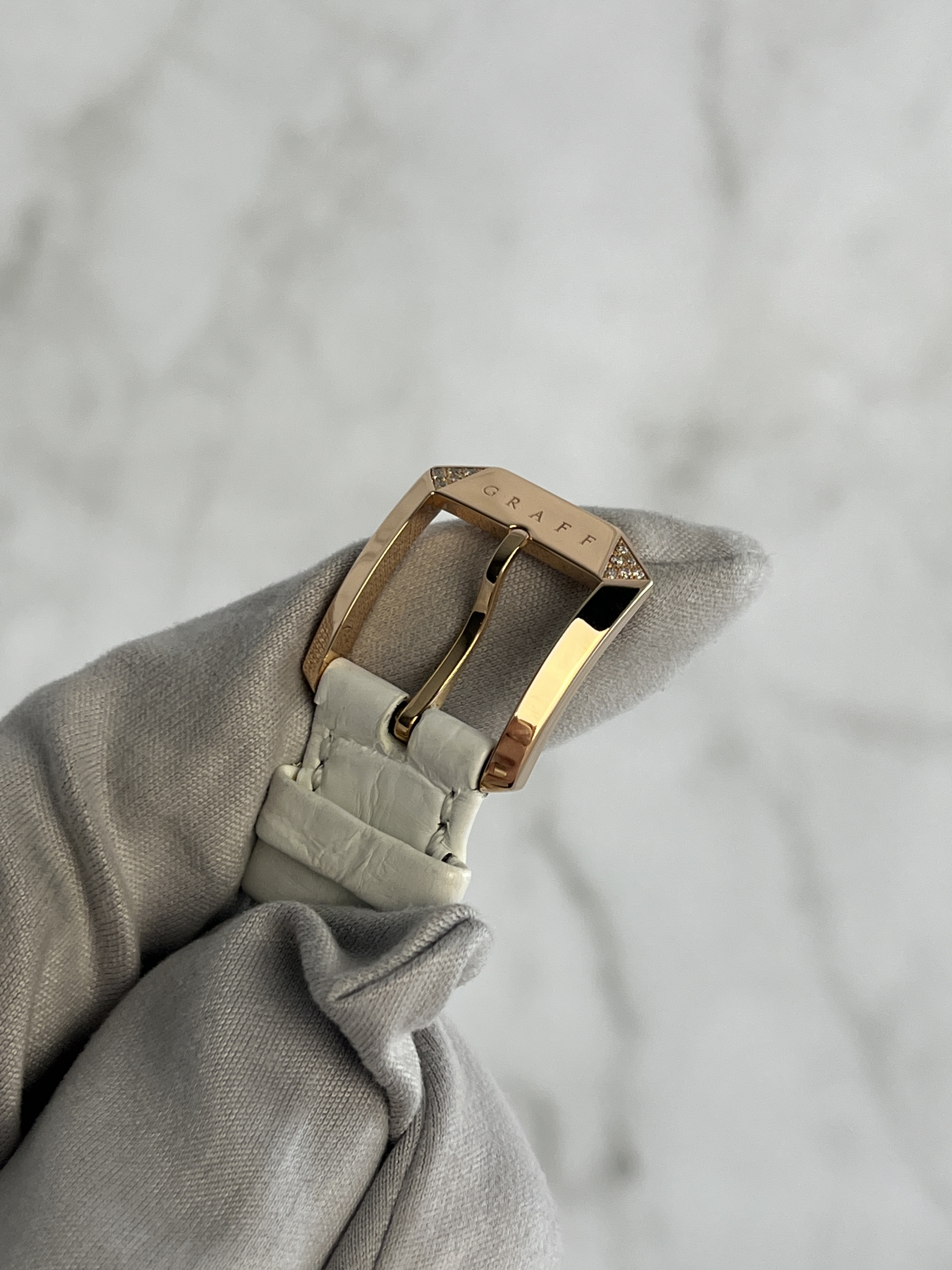 Buy Graff | Star Collection Icon Automatic 38Mm | GSA38WCPGW in Dubai ...