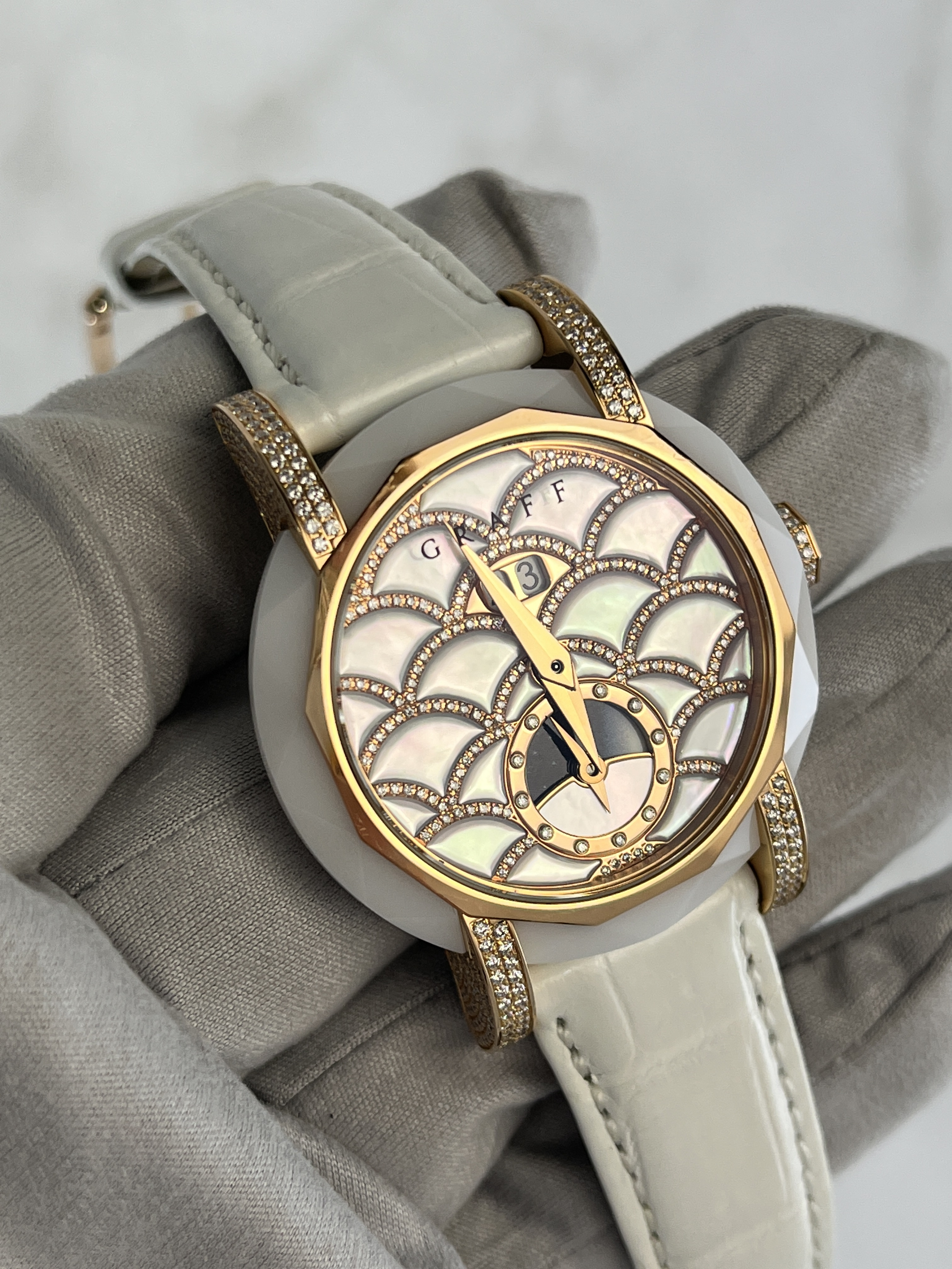 Buy Graff | Star Collection Icon Automatic 38Mm | GSA38WCPGW in Dubai ...